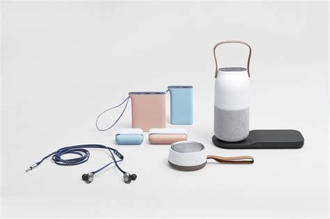Samsung Launches Mobile Accessories, Galaxy S7 Edge Blue Coral Colour ...