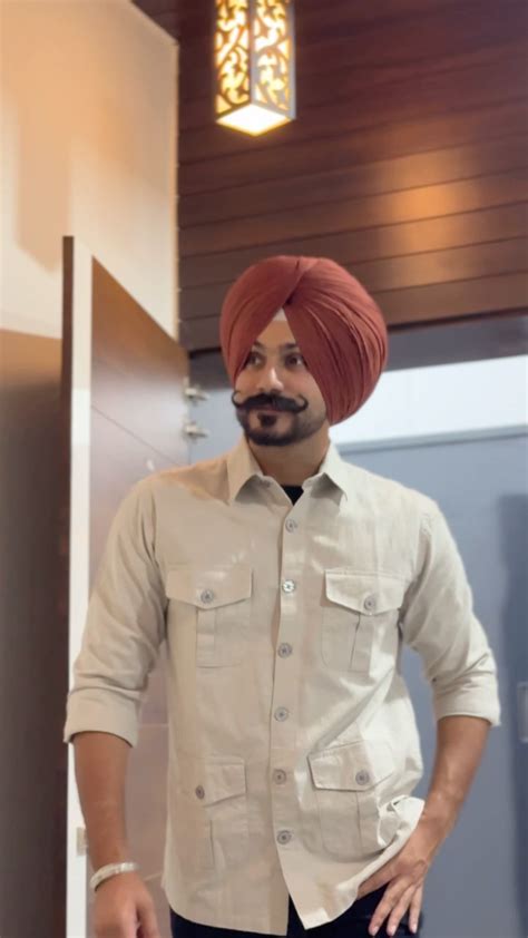 Manjot Singh Benipal Pagg Nal Ek Alag Personality Ek Alag Roab Nikal