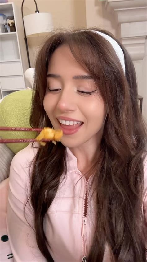 Pokimane Hard Launch 💕 Instagram