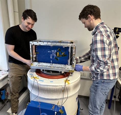 Juventasmission Juventas Spacecraft Vibration Test Deployer