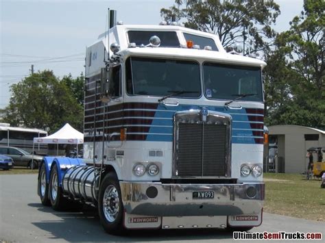 Pin On Trucks Of The World9