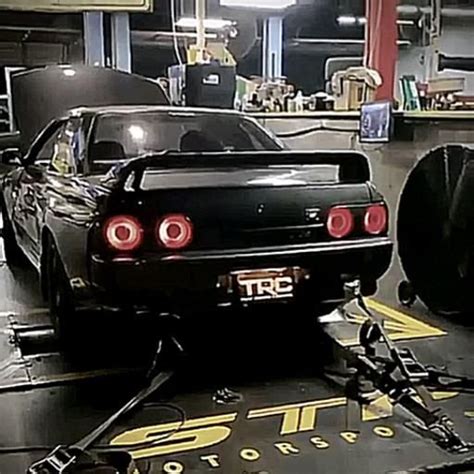 Nissan Skyline Gt R32 Turbo Exhaust Vidéo Voiture De Sport Sport