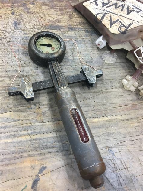 Fallout Stimpak Resin Cast With Real Liquid Etsy