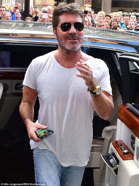 Simon Cowell Cuts Down From 80 Cigarettes To Two A Day Daily Mail Online
