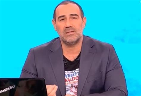 Αντώνης Κανάκης Έφυγε από τη ζωή η αδελφή του Αντώνη Παραρά Video