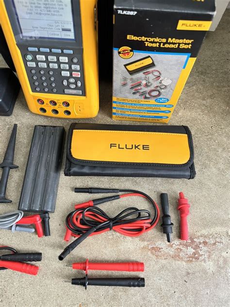 Fluke 744 Documenting Process Calibrator Meter W New Tlk287 Leads