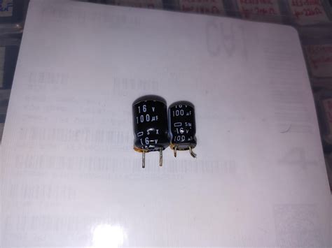Why Are These Two Identically Rated Capacitors So Different In Size Raskelectronics