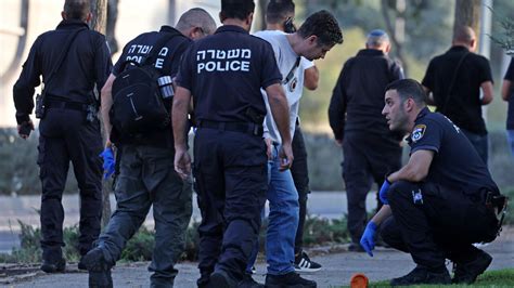 هجوم طعنا في القدس الشرقية والشرطة الإسرائيلية تعلن تحييد منفذه