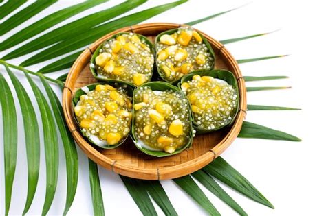 Premium Photo Thai Dessert Coconut Pudding With Tapioca Pearl Or Sago