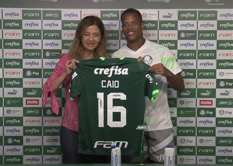 Caio Paulista é Apresentado No Palmeiras E Explica Saída Do São