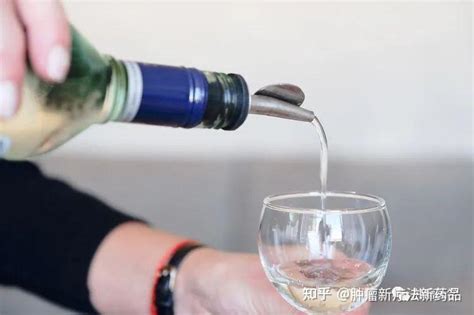 吃晚饭时，长期喝点白酒的人，身体会怎样呢？研究揭晓答案 知乎