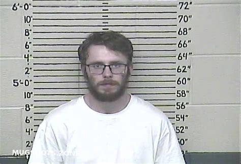 Martin Dustin 05072024 Carter County Mugshots Zone