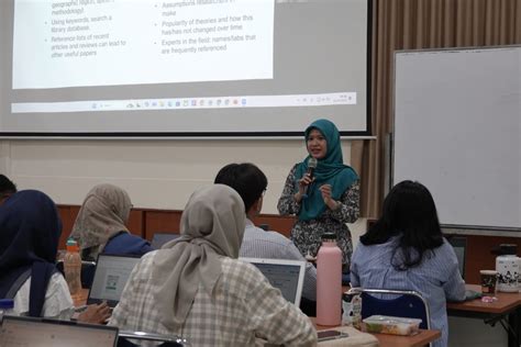Perkuat Kualitas Penulisan Artikel Ilmiah Farmasi UGM Selenggarakan
