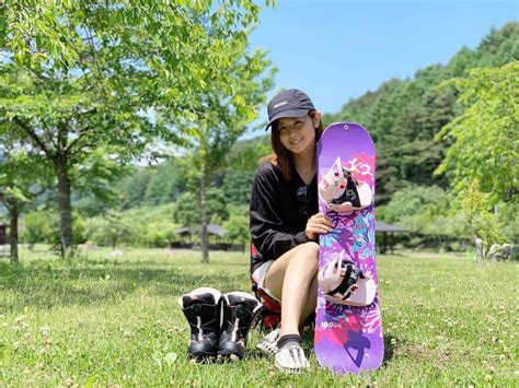 田中幸さんのインスタグラム写真 田中幸instagram 「 ︎ 青空スノーボード撮影 最強カメラマンのおかげで スムーズに終了🤘📹 誰