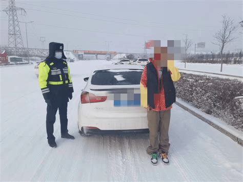 儿子无证驾驶 母亲“交非驾“” 母子俩双双被罚！扎兰屯市交管男子