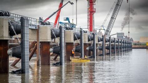 Lng Terminal In Stade Soll Bis Ende März Den Betrieb Aufnehmen Ndrde