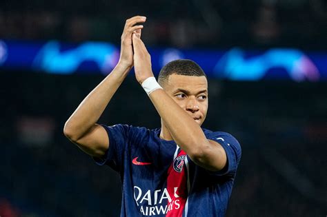 Psg Le Joli Message De Soutien De Kylian Mbappé à Alberth Elis