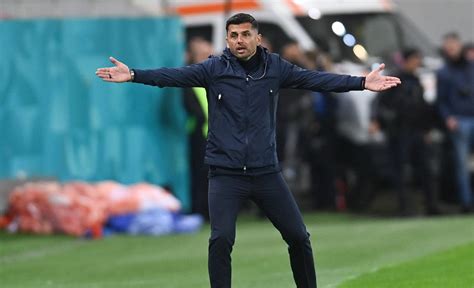 Prima reacție a lui Dică despre plecarea de la FCSB Totul e negru