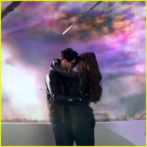 Ariana Grande Drops One Last Time Music Video Watch Now Ariana Grande Just Jared Jr
