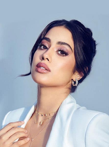 ۴۰ مدل شینیون مو با پیراهن بلند، کوتاه و کت شلوار رز سرخ