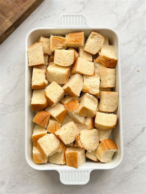 Best Easy Vanilla Bread Pudding Bake With Zoha