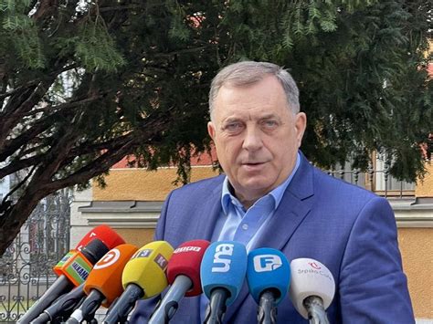 Dodik Hrvatska Bi Sada Trebalo Da ćuti Adriapress