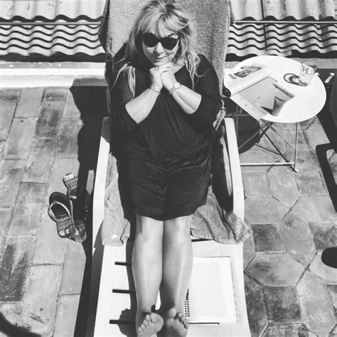 Helen Lederer Feet