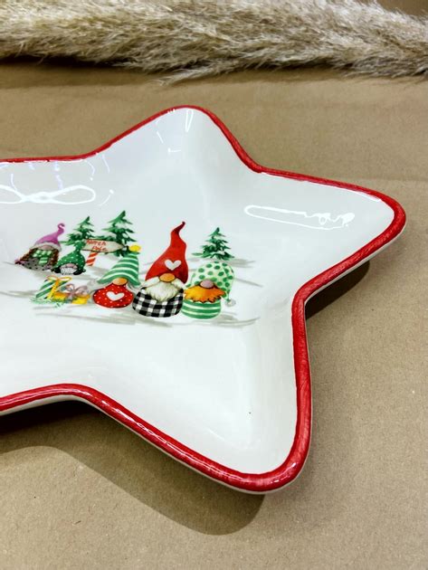 Блюдо Керамічне 22х21см Різдвяні Гноми Зірка фото відгуки характеристики в інтернет магазині