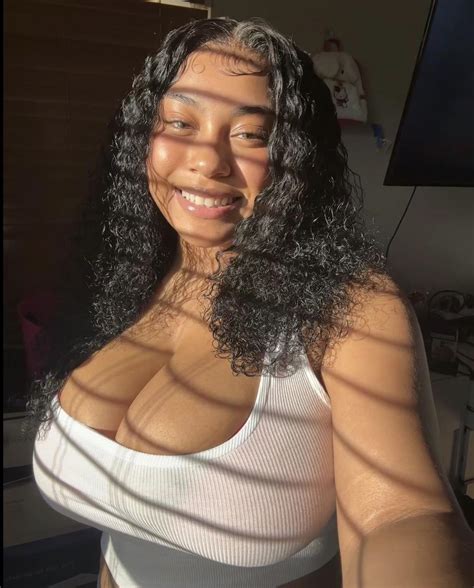 Juicyjas Huge Fucking Melons Rblacktittyworld