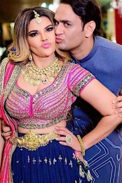 लंगूर Get Latest Buzz Updates Gossip Photos And Videos