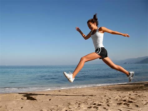 Jogging Wallpapers Top Free Jogging Backgrounds Wallpaperaccess