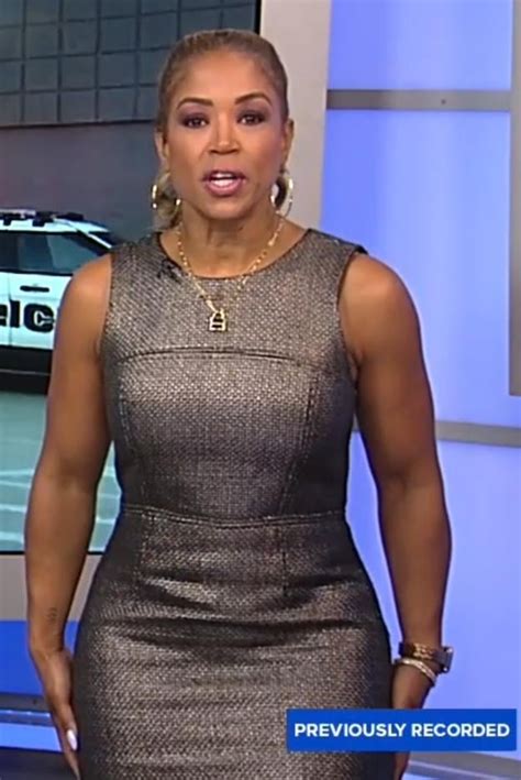 Val Warner Rchicagonewsladies