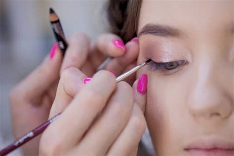 Makeup Classes Assam Best Course For Beginners