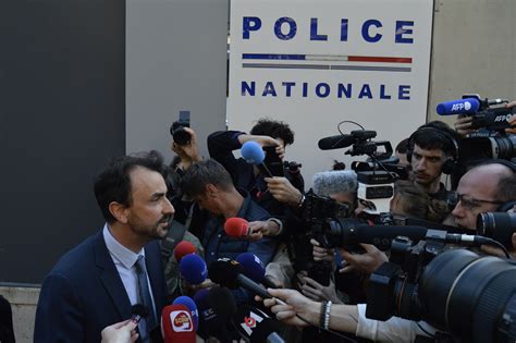 Garde à vue du maire de Lyon : une affaire sur deux mandats pour les "chargés de missions"