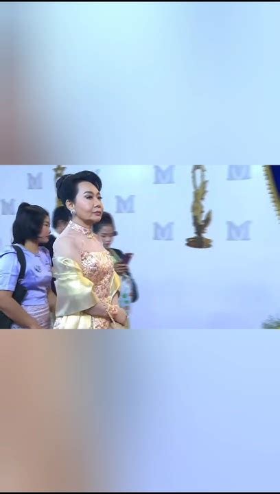 မင်းသမီးကြီးမို့မို့မြင့်အောင်ရဲ့အကယ်ဒမီပွဲတက်ဖက်ရှင် Myanmaracademy
