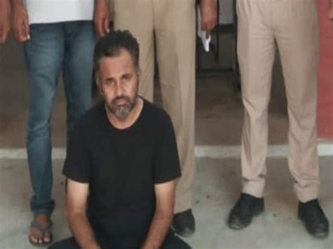 Barmer Police Caught Suspended Teacher With A Smack Of 1 Crore For