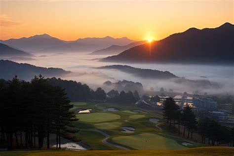 골프장과 강 위를 날다 드론으로 찍은 여름 골프장 조감도 고화질 사진 사진 자연 경관 배경 일러스트 및 사진 무료 다운로드 Pngtree