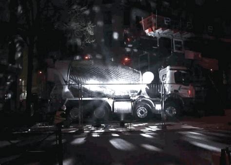 包工頭槓上水泥車對其大改造工人生活不再沉悶 每日頭條
