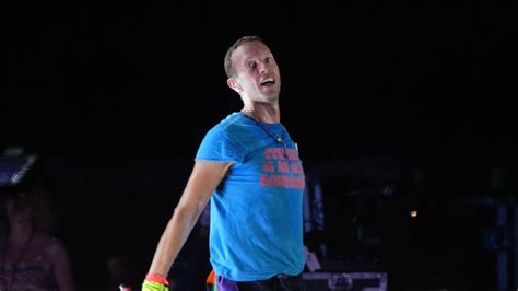 La Caída De Chris Marin De Coldplay En Mitad De Un Concierto En Australia
