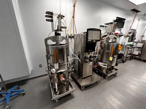 Sartorius Biostat Str Single Use Bioreactor W 50l And 200l Bag Holders