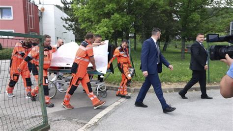MINISTAR ODBRANE DEMANTOVAO PISANJE MEDIJA Fico u kritičnom stanju operacija traje više od tri