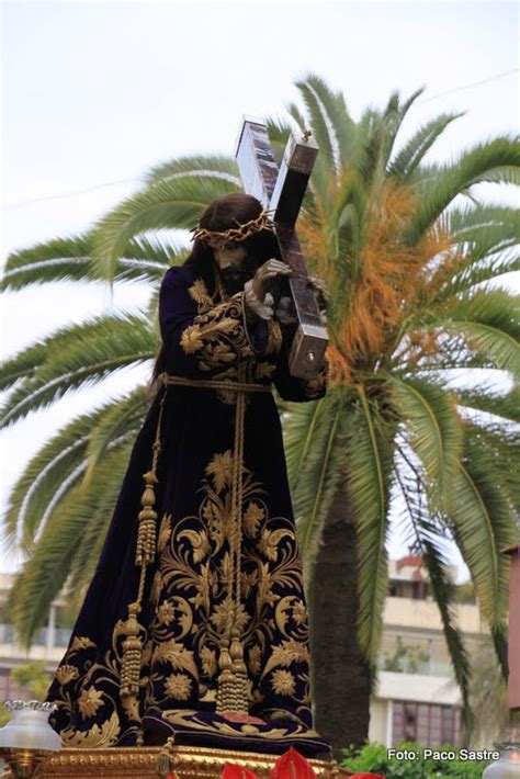 FOTO SASTRE TRASLADO NUESTRO PADRE JESÚS NAZARENO
