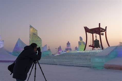 哈尔滨冰雪大世界今日开园 云桥网