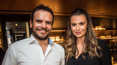 Steffen Henssler Laura Wontorra Er lässt für sie Hosen runter