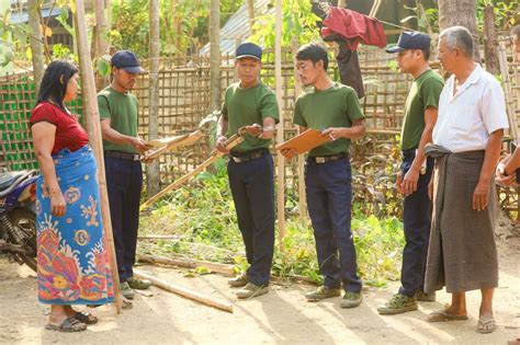 မီးဘေးအန္တရာယ်ကာကွယ်ရန် ရခိုင်လွတ်မြောက်နယ်မြေများရှိ ကျေးရွာများထဲတွင် စက်သုံးဆီများသိုလှောင