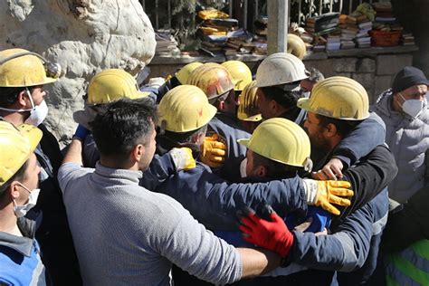 زلازل تركيا وسورية إنقاذ 3 أشخاص في هاتاي بينهم طفل بعد 13 يوماً