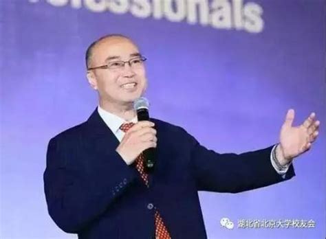北大湖北校友会陈久霖：从“打工皇帝”到到“地狱归来”商业陈九霖人生