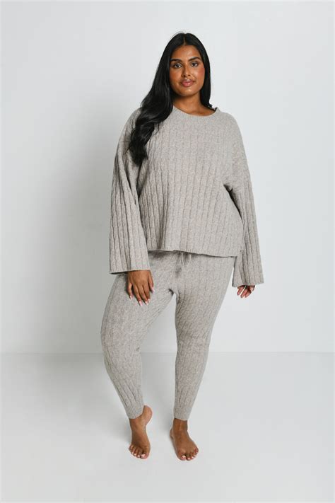 Plus Size Beige Cable Knit Joggers Lovall
