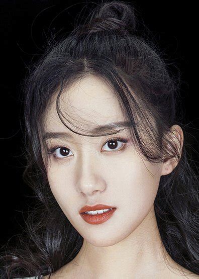 Kuang Xiao Tong 邝晓彤 Mydramalist