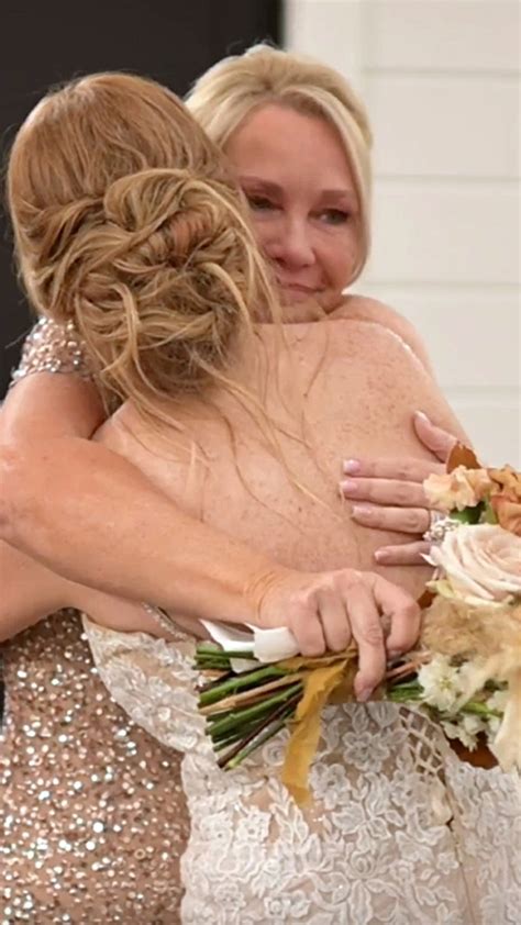 Bride Honors Mom At Wedding With Touching Surprise Abc News